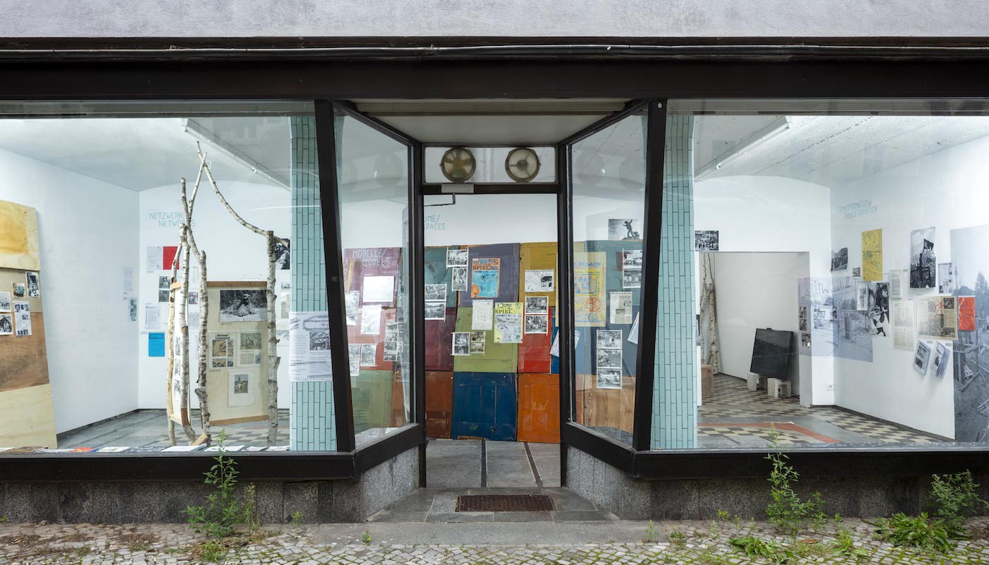 Kísérleti gyerekterek, Kelet-Berlin – beszélgetés Bogyó Virággal – A mű